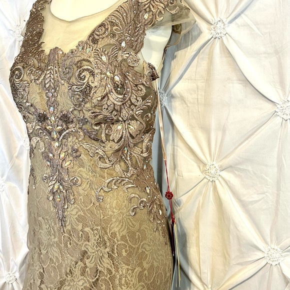May Queen Couture | Dresses | Nwt Couture Lace And Beaded Formal Prom ...